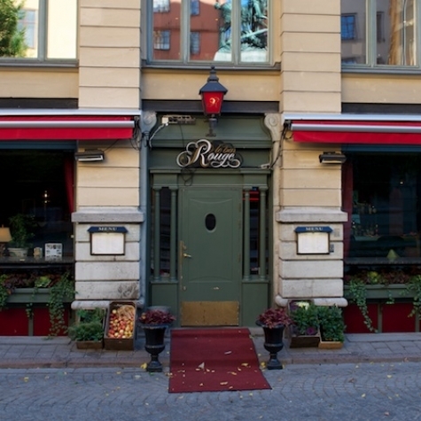 RESTAURANGKARTAN.SE » Le Bar Rouge » Entrén till Le Rouge.