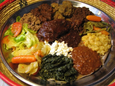 RESTAURANGKARTAN.SE » Gojo Fasika » Beyeaynetu Grytor med starka och ...