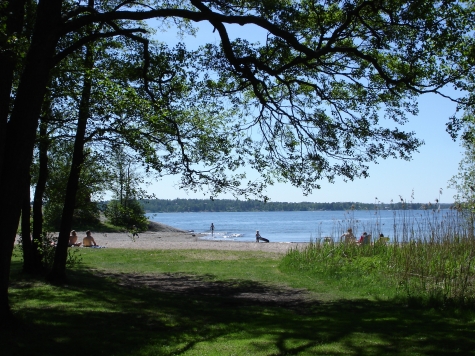 BADKARTAN.SE » Breviksbadet, Trälhavet » Barnvänliga stranden