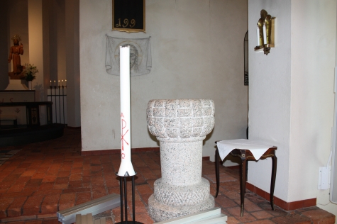 KYRKOKARTAN.SE » Boo kyrka » Dopfunten.