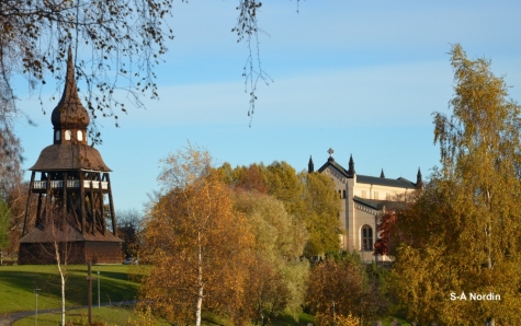 KYRKOKARTAN.SE » Delsbo kyrka » Delsbo Kyrka okt 2011