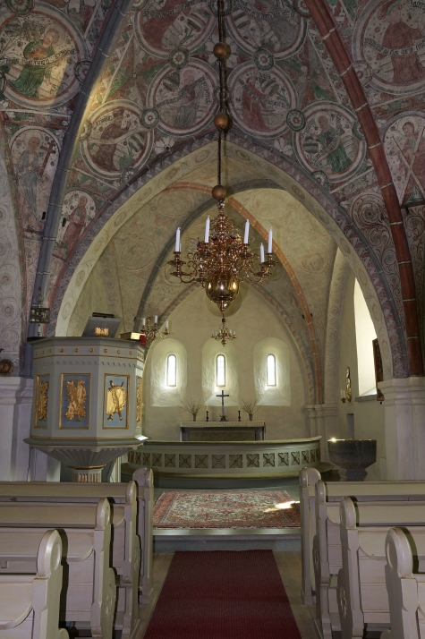 KYRKOKARTAN.SE » Örberga kyrka » Koret.